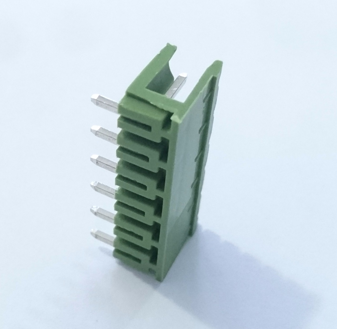 6 Pin Male Plug-in Type Vertical Terminal Block 5mm :: Micro JPM